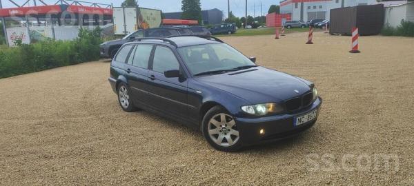 Blue BMW 320 2003 in Riga, with an engine capacity of 2.00 L and mileage of 420 thousand km for 1800 €, photo 2 on AUTOMOTO.COM.LV