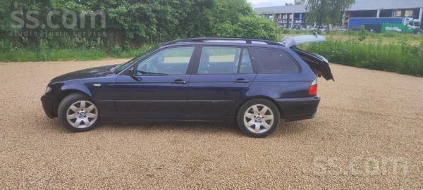 Blue BMW 320 2003 in Riga, with an engine capacity of 2.00 L and mileage of 420 thousand km for 1800 €, photo 3 on AUTOMOTO.COM.LV