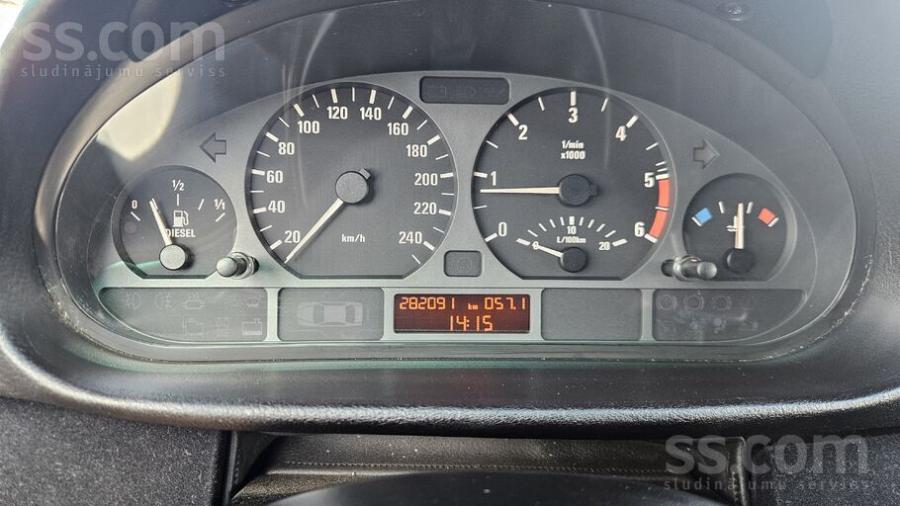 Blue BMW 320 2003 in Riga, with an engine capacity of 2.00 L and mileage of 0 thousand km for 2250 €, photo 8 on AUTOMOTO.COM.LV
