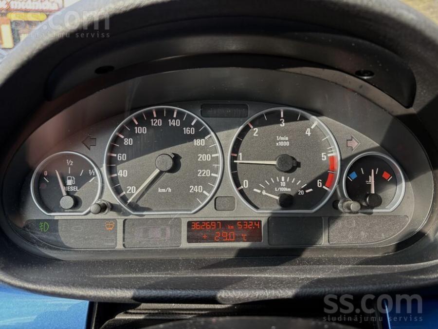 Blue BMW 320 2003 in Jelgava, with an engine capacity of 2.00 L and mileage of 363 thousand km for 2400 €, photo 15 on AUTOMOTO.COM.LV