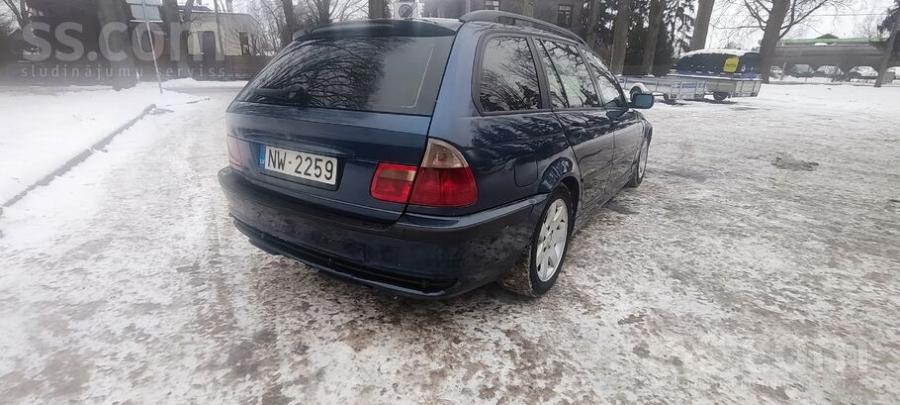 Синий БМВ 320 2003 в Рига, объемом двигателя 2.00 л и пробегом 410 тыс. км за 1650 €, фото 4 на AUTOMOTO.COM.LV