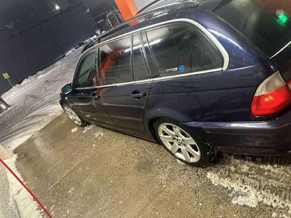 Blue BMW 320 2004 in Vilnius, with an engine capacity of 2.00 L and mileage of 44 thousand km for 1200 €, photo 2 on AUTOMOTO.COM.LV