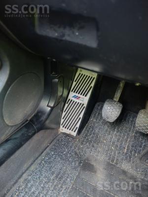 Blue BMW 320 2004 in Bauska, with an engine capacity of 2.00 L and mileage of 449 thousand km for 2000 €, photo 10 on AUTOMOTO.COM.LV