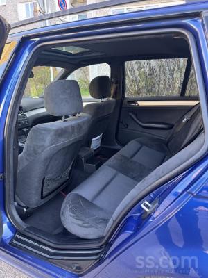 Zils BMW 320 2004 Daugavpils, ar dzinēja tilpumu 2.00 L un nobraukumu 348 tūkst. km par 3750 €, foto 17 vietnē AUTOMOTO.COM.LV