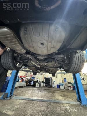 Zils BMW 320 2004 Daugavpils, ar dzinēja tilpumu 2.00 L un nobraukumu 348 tūkst. km par 3750 €, foto 19 vietnē AUTOMOTO.COM.LV