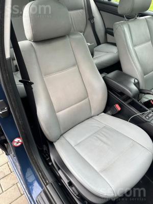 Blue BMW 320 2004 in Balvi, with an engine capacity of 2.00 L and mileage of 371 thousand km for 2650 €, photo 13 on AUTOMOTO.COM.LV