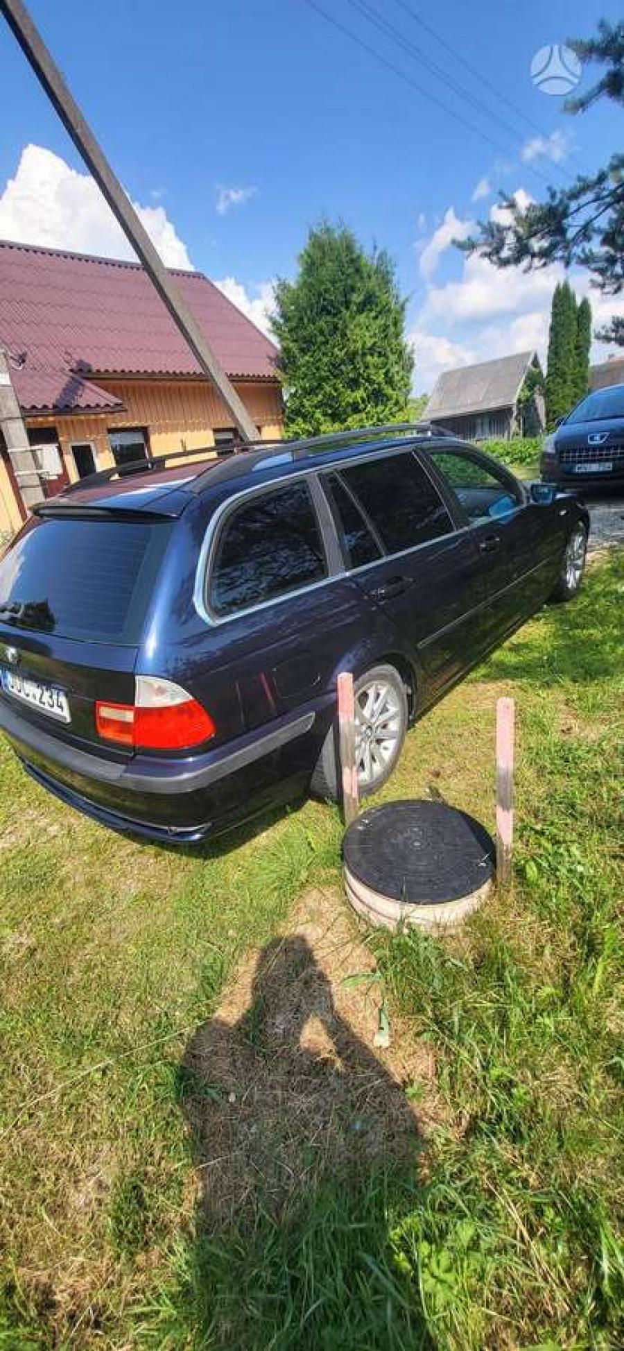 Blue BMW 320 2004 in Plunge, with an engine capacity of 2.00 L and mileage of 300 thousand km for 1555 €, photo 7 on AUTOMOTO.COM.LV