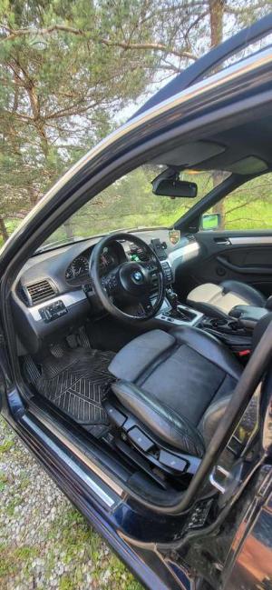 Blue BMW 320 2004 in Plunge, with an engine capacity of 2.00 L and mileage of 300 thousand km for 1555 €, photo 12 on AUTOMOTO.COM.LV