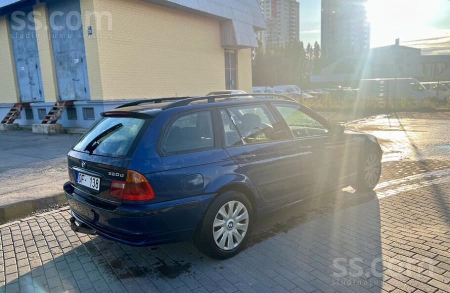 Blue BMW 320 2004 in Riga, with an engine capacity of 2.00 L and mileage of 485 thousand km for 650 €, photo 4 on AUTOMOTO.COM.LV