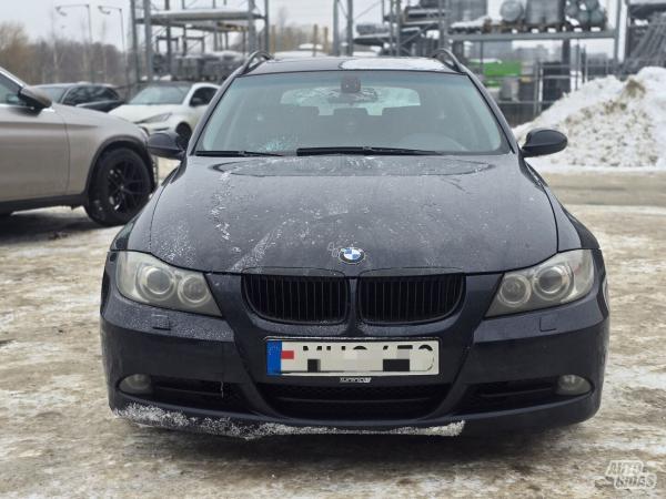 Zils BMW 320 2005 Viļņa, ar dzinēja tilpumu 2.00 L un nobraukumu 435 tūkst. km par 1800 €, foto 7 vietnē AUTOMOTO.COM.LV