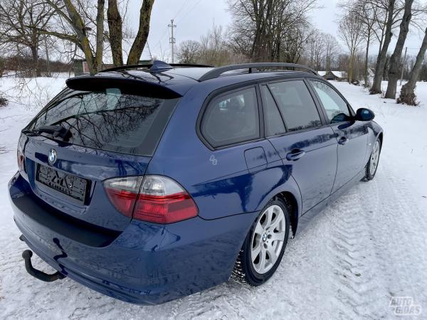 Zils BMW 320 2005 Alīta, ar dzinēja tilpumu 2.00 L un nobraukumu 341 tūkst. km par 2800 €, foto 2 vietnē AUTOMOTO.COM.LV
