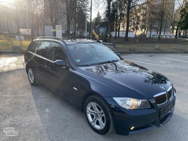 Zils BMW 320 2005 Alīta, ar dzinēja tilpumu 2.00 L un nobraukumu 287 tūkst. km par 3200 €, foto 2 vietnē AUTOMOTO.COM.LV