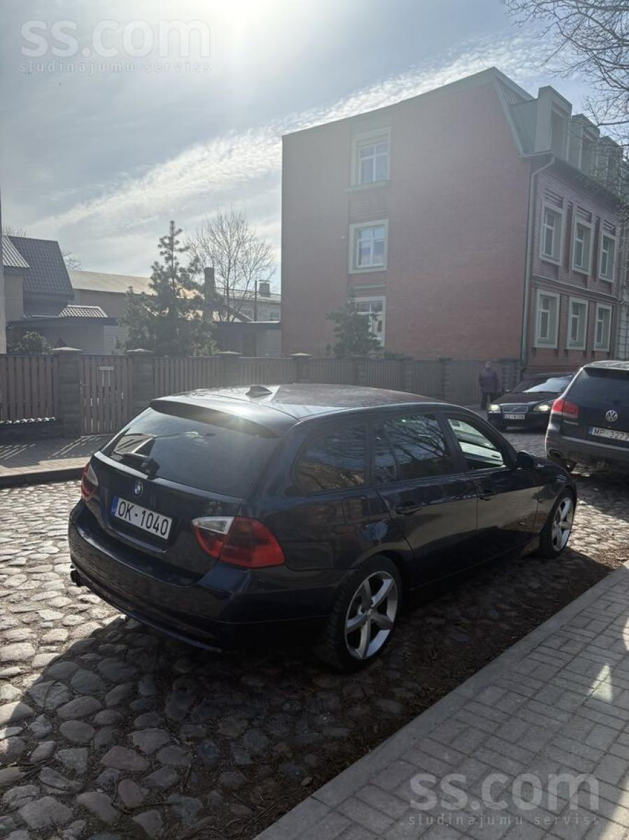Zils BMW 320 2005 Liepāja, ar dzinēja tilpumu 2.00 L un nobraukumu 370 tūkst. km par 4200 €, foto 13 vietnē AUTOMOTO.COM.LV