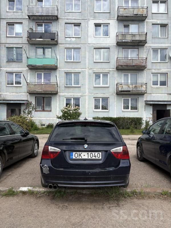 Zils BMW 320 2005 Liepāja, ar dzinēja tilpumu 2.00 L un nobraukumu 370 tūkst. km par 4200 €, foto 5 vietnē AUTOMOTO.COM.LV