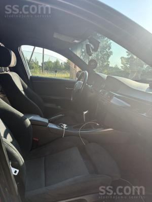 Zils BMW 320 2005 Liepāja, ar dzinēja tilpumu 2.00 L un nobraukumu 376 tūkst. km par 3700 €, foto 10 vietnē AUTOMOTO.COM.LV