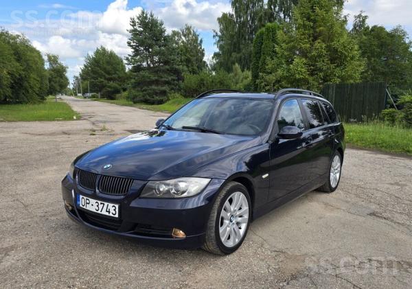 Zils BMW 320 2005 Jelgava, ar dzinēja tilpumu 2.00 L un nobraukumu 321 tūkst. km par 3990 €, foto 1 vietnē AUTOMOTO.COM.LV