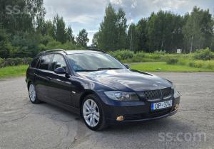 Blue BMW 320 2005 in Jelgava, with an engine capacity of 2.00 L and mileage of 321 thousand km for 4290 €, photo 3 on AUTOMOTO.COM.LV