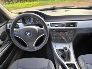 Blue BMW 320 2005 in Jelgava, with an engine capacity of 2.00 L and mileage of 321 thousand km for 4290 €, photo 15 on AUTOMOTO.COM.LV
