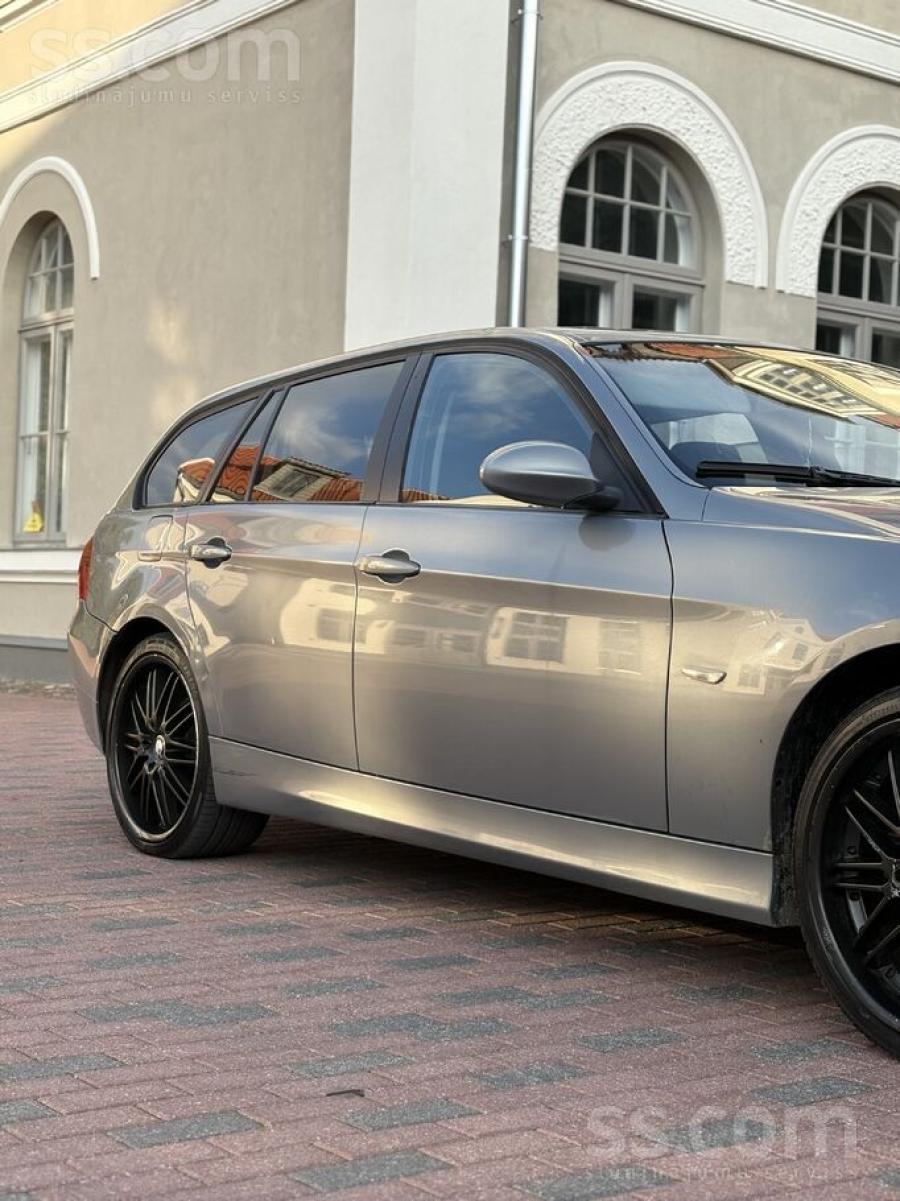 Zils BMW 320 2005 Kuldīga, ar dzinēja tilpumu 2.00 L un nobraukumu 353 tūkst. km par 2700 €, foto 3 vietnē AUTOMOTO.COM.LV