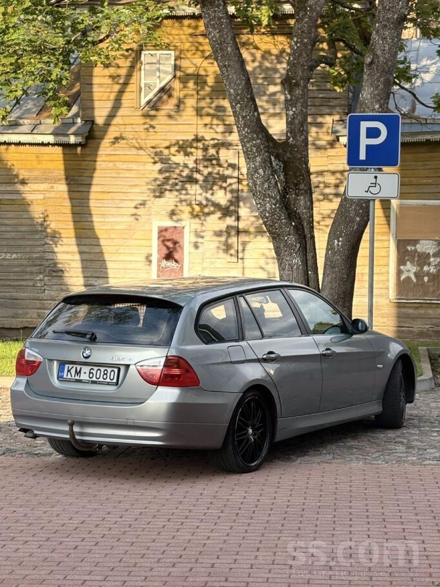 Zils BMW 320 2005 Kuldīga, ar dzinēja tilpumu 2.00 L un nobraukumu 353 tūkst. km par 2700 €, foto 9 vietnē AUTOMOTO.COM.LV