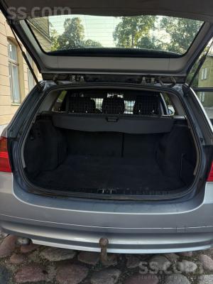 Zils BMW 320 2005 Kuldīga, ar dzinēja tilpumu 2.00 L un nobraukumu 353 tūkst. km par 2700 €, foto 14 vietnē AUTOMOTO.COM.LV