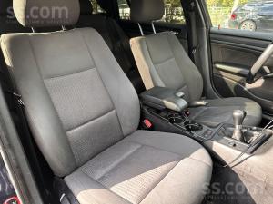 Zils BMW 320 2005 Rīga, ar dzinēja tilpumu 2.00 L un nobraukumu 417 tūkst. km par 2100 €, foto 7 vietnē AUTOMOTO.COM.LV