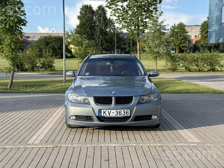 Blue BMW 320 2005 in Jekabpils, with an engine capacity of 2.00 L and mileage of 449 thousand km for 3636 €, photo 3 on AUTOMOTO.COM.LV