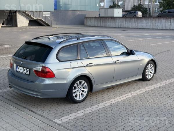 Blue BMW 320 2005 in Jekabpils, with an engine capacity of 2.00 L and mileage of 449 thousand km for 3636 €, photo 5 on AUTOMOTO.COM.LV
