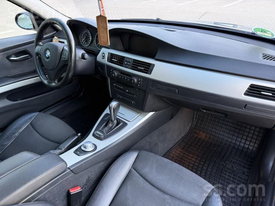 Blue BMW 320 2005 in Jekabpils, with an engine capacity of 2.00 L and mileage of 449 thousand km for 3636 €, photo 8 on AUTOMOTO.COM.LV