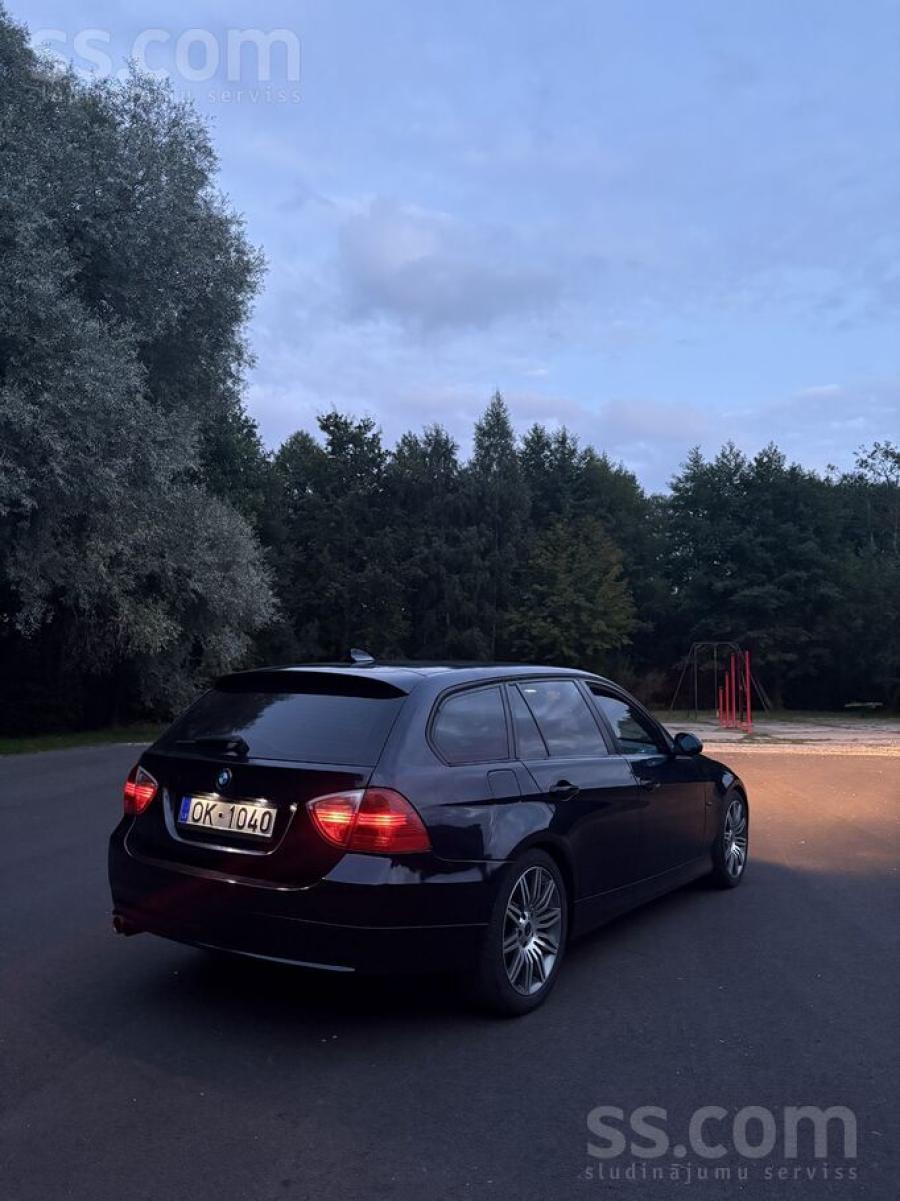 Zils BMW 320 2005 Liepāja, ar dzinēja tilpumu 2.00 L un nobraukumu 378 tūkst. km par 3990 €, foto 3 vietnē AUTOMOTO.COM.LV