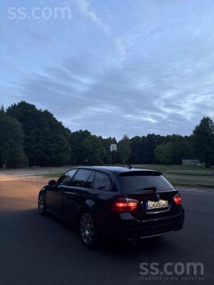 Zils BMW 320 2005 Liepāja, ar dzinēja tilpumu 2.00 L un nobraukumu 378 tūkst. km par 3990 €, foto 5 vietnē AUTOMOTO.COM.LV