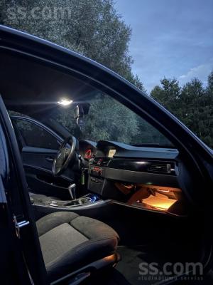Zils BMW 320 2005 Liepāja, ar dzinēja tilpumu 2.00 L un nobraukumu 378 tūkst. km par 3990 €, foto 14 vietnē AUTOMOTO.COM.LV