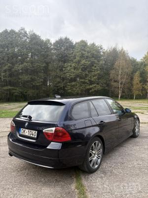 Zils BMW 320 2005 Liepāja, ar dzinēja tilpumu 2.00 L un nobraukumu 378 tūkst. km par 3990 €, foto 3 vietnē AUTOMOTO.COM.LV