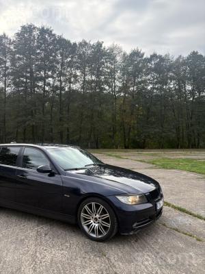 Zils BMW 320 2005 Liepāja, ar dzinēja tilpumu 2.00 L un nobraukumu 378 tūkst. km par 3990 €, foto 6 vietnē AUTOMOTO.COM.LV