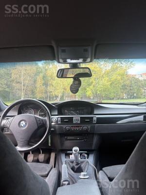 Zils BMW 320 2005 Liepāja, ar dzinēja tilpumu 2.00 L un nobraukumu 378 tūkst. km par 3990 €, foto 11 vietnē AUTOMOTO.COM.LV