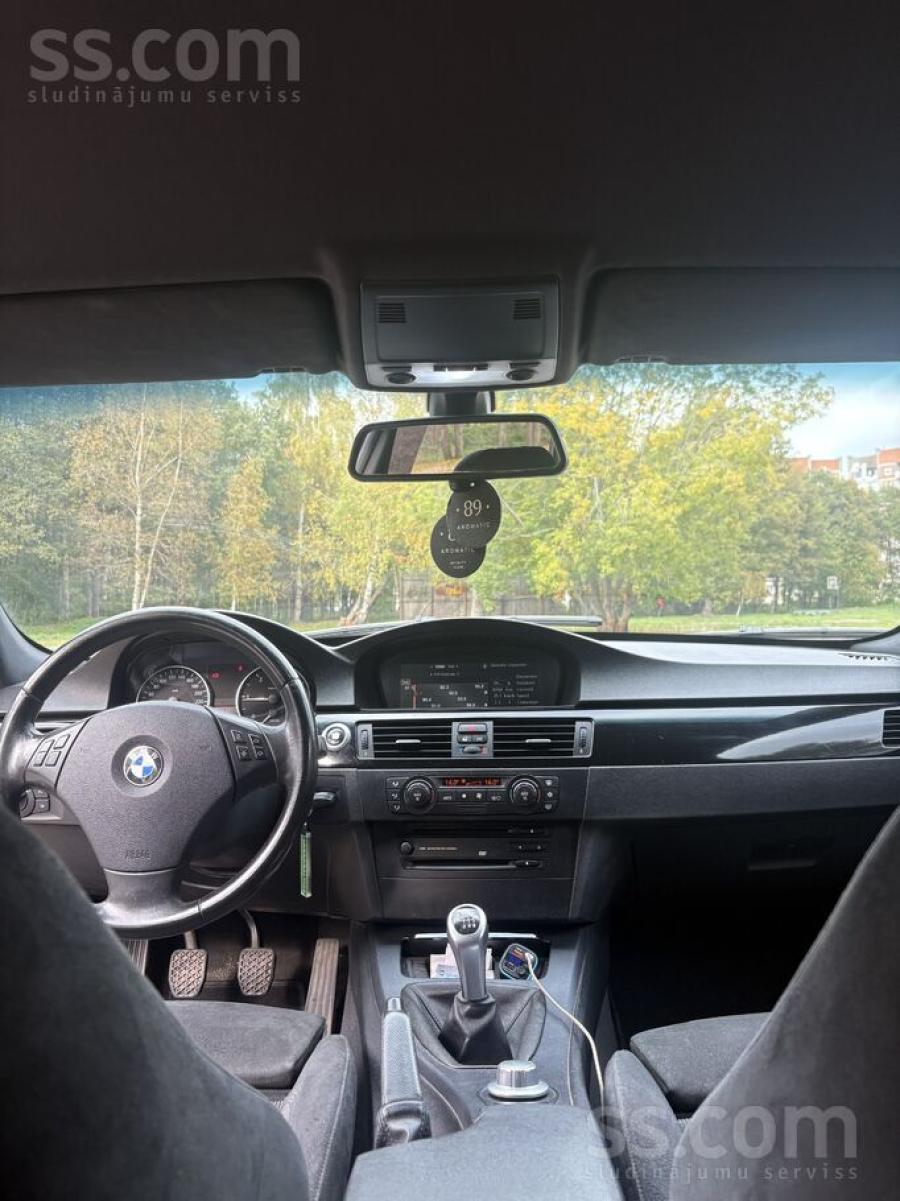 Zils BMW 320 2005 Liepāja, ar dzinēja tilpumu 2.00 L un nobraukumu 378 tūkst. km par 3990 €, foto 11 vietnē AUTOMOTO.COM.LV