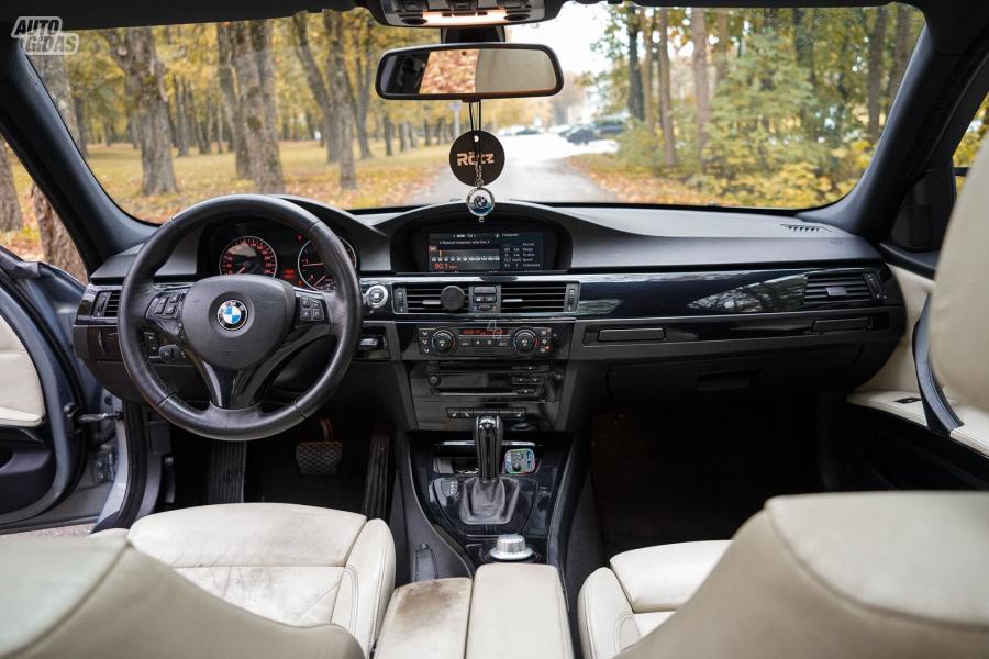 Zils BMW 320 2005 Marijampole, ar dzinēja tilpumu 2.00 L un nobraukumu 346 tūkst. km par 3750 €, foto 10 vietnē AUTOMOTO.COM.LV