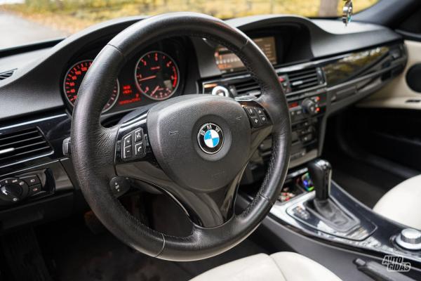 Blue BMW 320 2005 in Marijampole, with an engine capacity of 2.00 L and mileage of 346 thousand km for 3750 €, photo 11 on AUTOMOTO.COM.LV