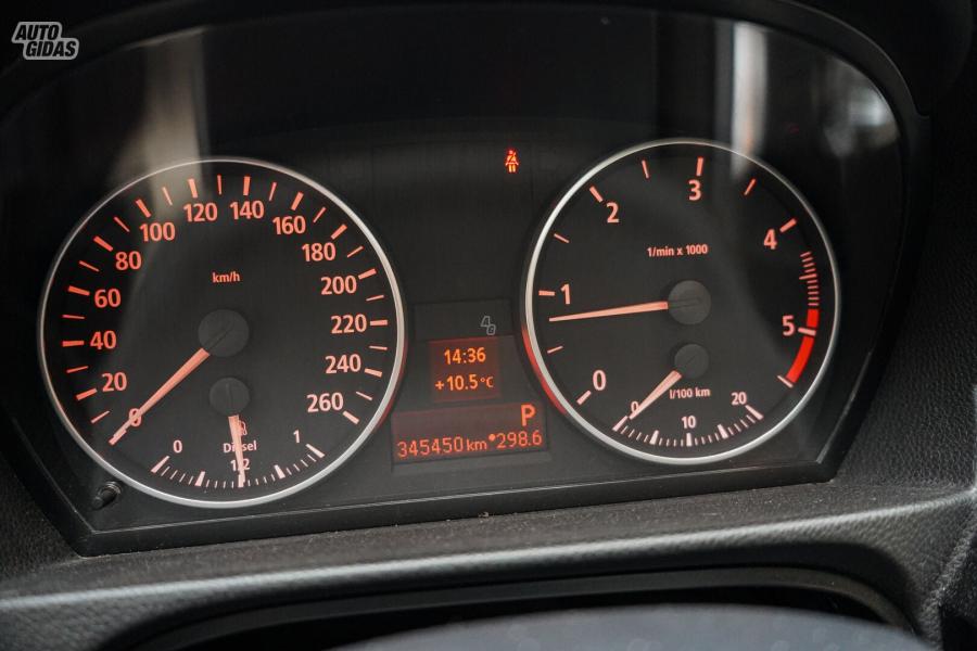 Zils BMW 320 2005 Marijampole, ar dzinēja tilpumu 2.00 L un nobraukumu 346 tūkst. km par 3750 €, foto 15 vietnē AUTOMOTO.COM.LV