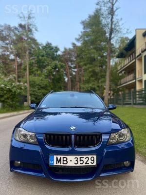 Blue BMW 320 2006 in Riga, with an engine capacity of 2.00 L and mileage of 390 thousand km for 1300 €, photo 2 on AUTOMOTO.COM.LV