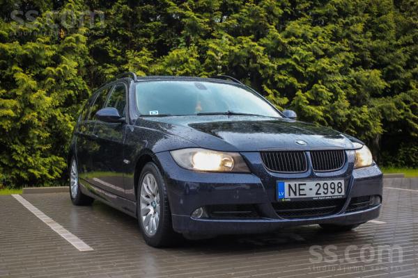 Blue BMW 320 2006 in Riga, with an engine capacity of 2.00 L and mileage of 358 thousand km for 2550 €, photo 4 on AUTOMOTO.COM.LV