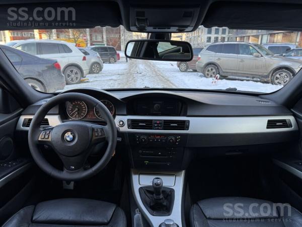 Zils BMW 320 2006 Rīga, ar dzinēja tilpumu 2.00 L un nobraukumu 324 tūkst. km par 4490 €, foto 7 vietnē AUTOMOTO.COM.LV