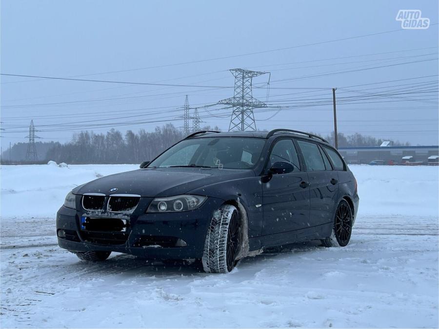 Blue BMW 320 2006 in Panevezys, with an engine capacity of 2.00 L and mileage of 284 thousand km for 2750 €, photo 1 on AUTOMOTO.COM.LV