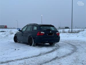 Blue BMW 320 2006 in Panevezys, with an engine capacity of 2.00 L and mileage of 284 thousand km for 2750 €, photo 4 on AUTOMOTO.COM.LV