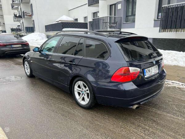 Blue BMW 320 2006 in Vilnius, with an engine capacity of 2.00 L and mileage of 328 thousand km for 2450 €, photo 4 on AUTOMOTO.COM.LV