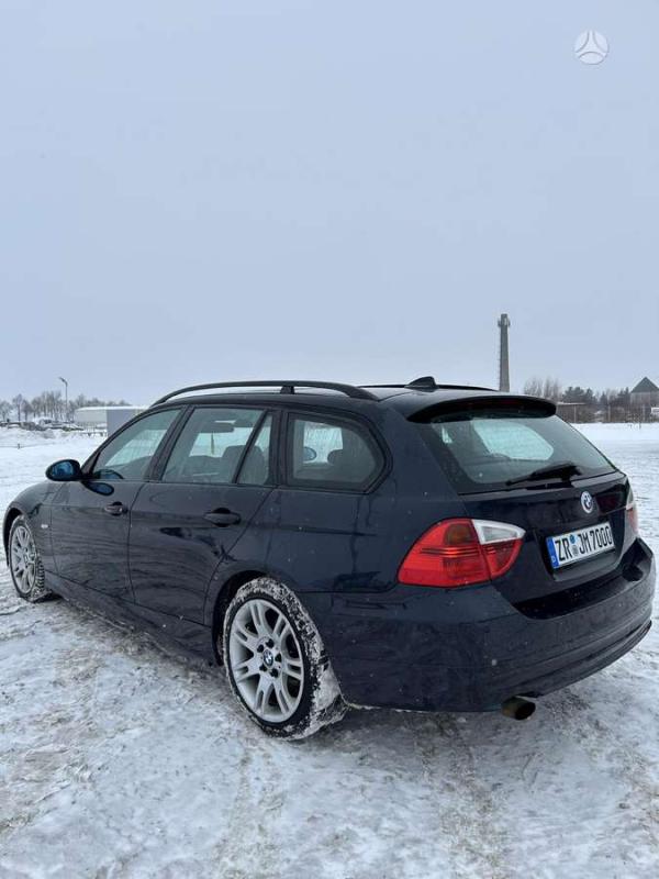 Zils BMW 320 2006 Kėdainiai, ar dzinēja tilpumu 2.00 L un nobraukumu 331 tūkst. km par 3800 €, foto 4 vietnē AUTOMOTO.COM.LV