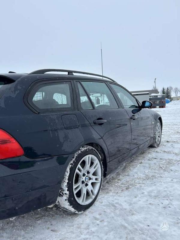 Zils BMW 320 2006 Kėdainiai, ar dzinēja tilpumu 2.00 L un nobraukumu 331 tūkst. km par 3800 €, foto 8 vietnē AUTOMOTO.COM.LV