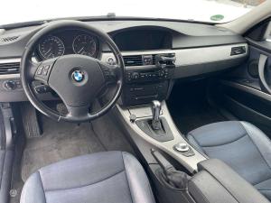 Zils BMW 320 2006 Kėdainiai, ar dzinēja tilpumu 2.00 L un nobraukumu 329 tūkst. km par 3650 €, foto 15 vietnē AUTOMOTO.COM.LV