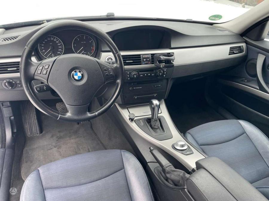 Zils BMW 320 2006 Kėdainiai, ar dzinēja tilpumu 2.00 L un nobraukumu 329 tūkst. km par 3650 €, foto 15 vietnē AUTOMOTO.COM.LV