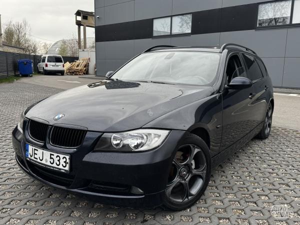 Blue BMW 320 2006 in Panevezys, with an engine capacity of 2.00 L and mileage of 359 thousand km for 2450 €, photo 4 on AUTOMOTO.COM.LV